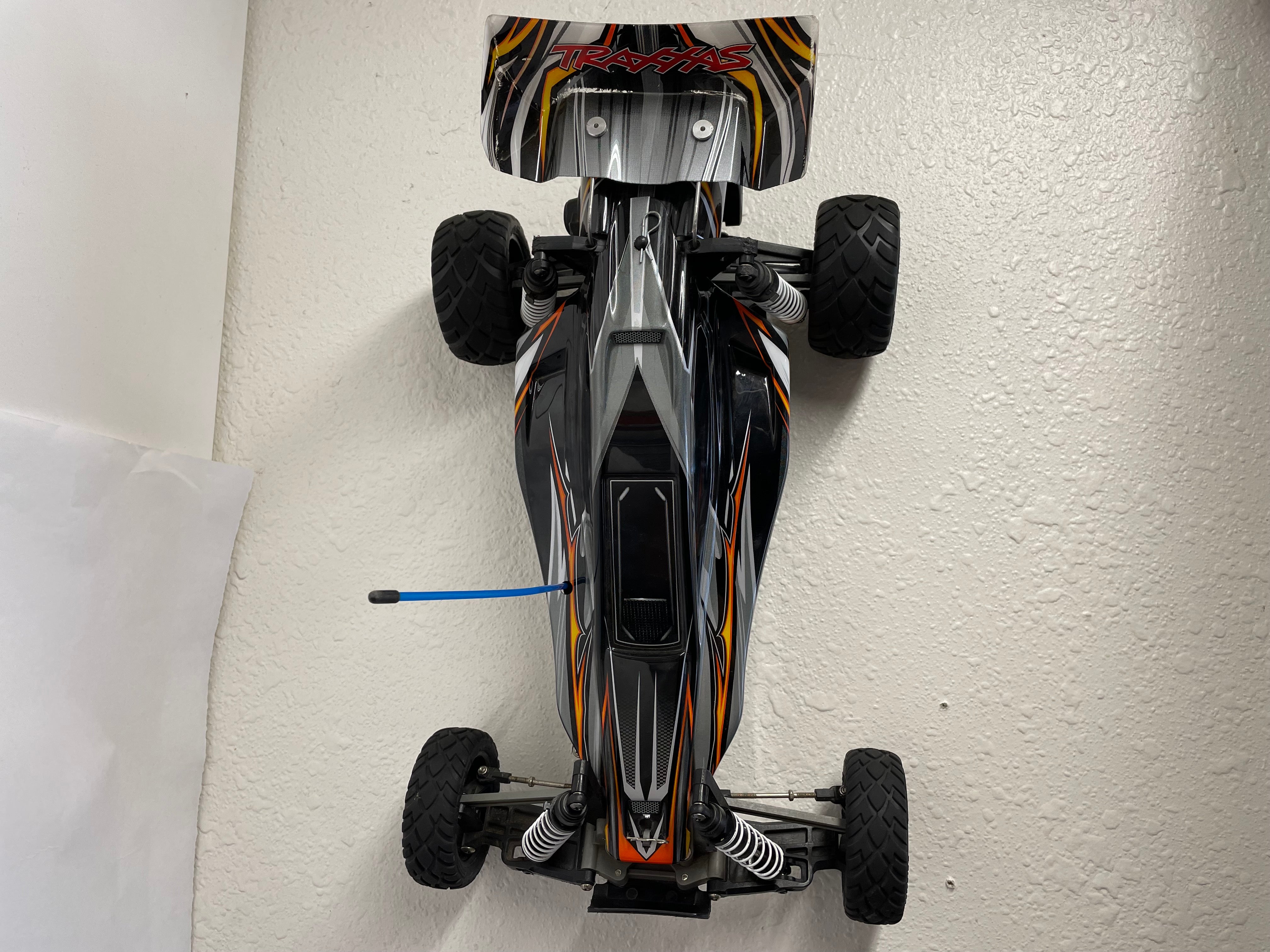 Wall Mount for Traxxas Bandit – HOX3D